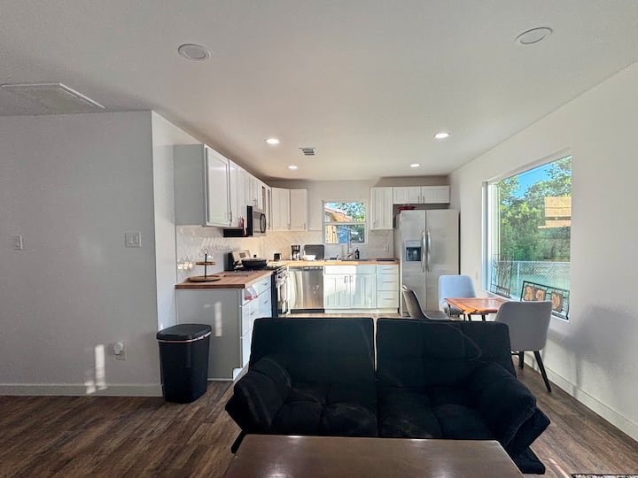 Cozy Private Room W/ Fast Wi-fi/ Free Coffee - テーラー, TX