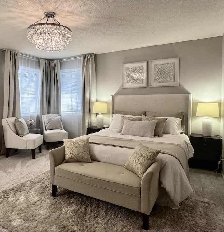 Modern Luxury 3br Retreat W/home Theater - Brooklyn Park, MN