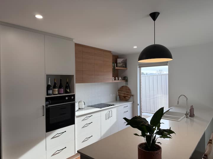 Cosy Home - Deloraine