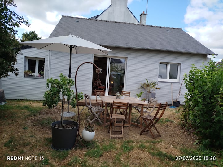 "Lucette" Petite Maison De Ville - Île d’Arz