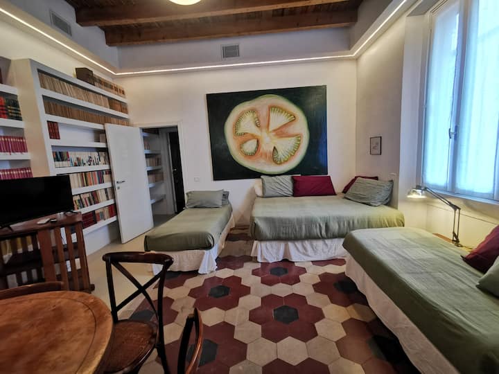Duplex Milano 11 Ospiti | 3 Docce | M1 7 Min - Milan