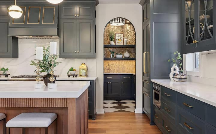 Brand New! Luxury Downtown Wayzata 5br Home - Wayzata, MN