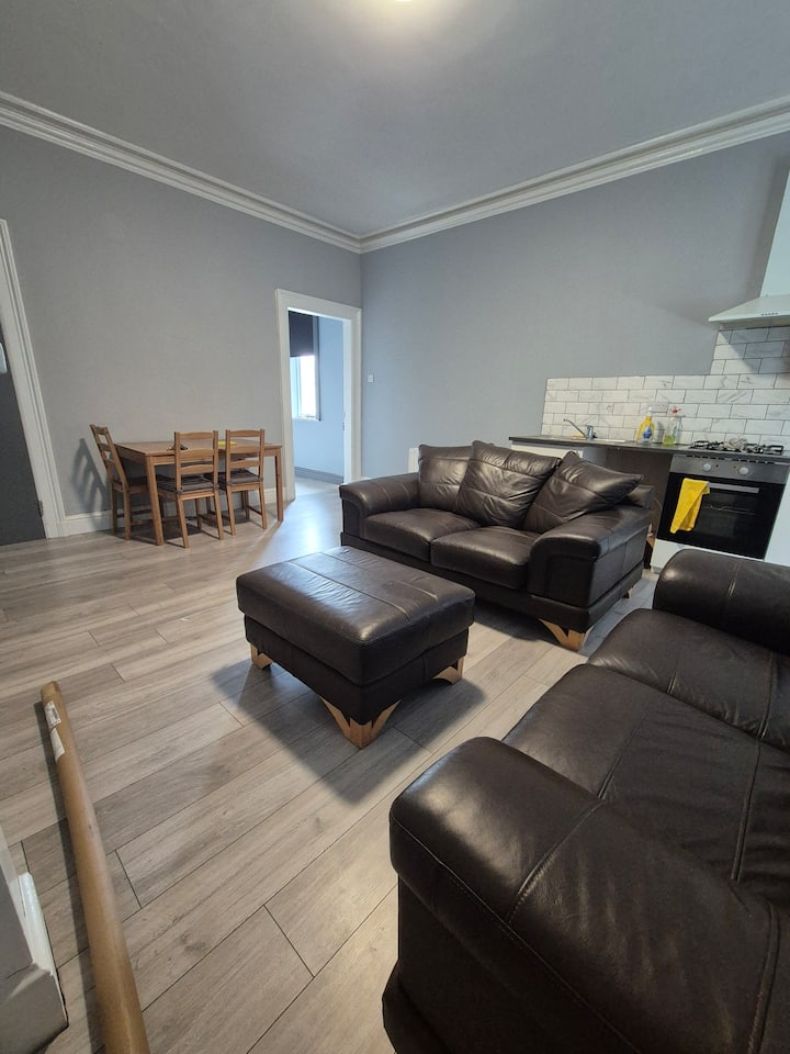 Modern 1 Bed Near Liverpool City Centre & Anfield - 