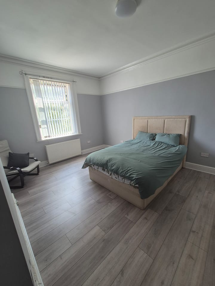 1 Bedroom Self Contained Apartment In Liverpool - Birkenhead