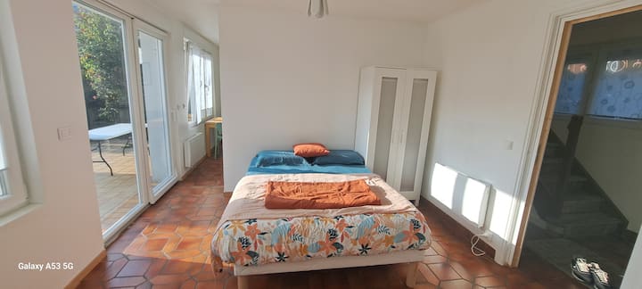 Appartement Au Rdc, Très Lumineux - Lille