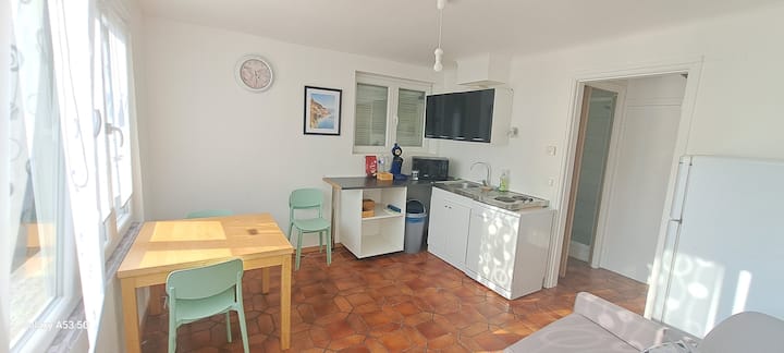 Appartement Au Rdc, Très Lumineux - Lille