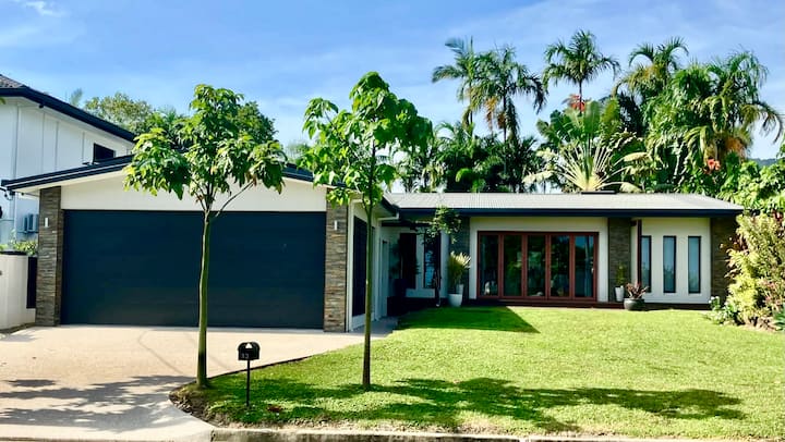 Luxury Suite 2 - Sooooo Close To Palm Cove Beach ! - Palm Cove