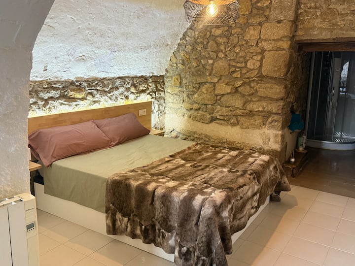 Precioso Apartamento En Masia Del S. Xiv L'empordà - Girona