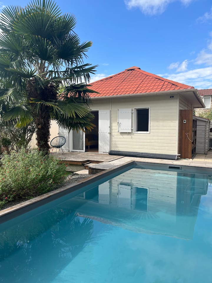 Charmante Annexe Avec Piscine - Île-de-France