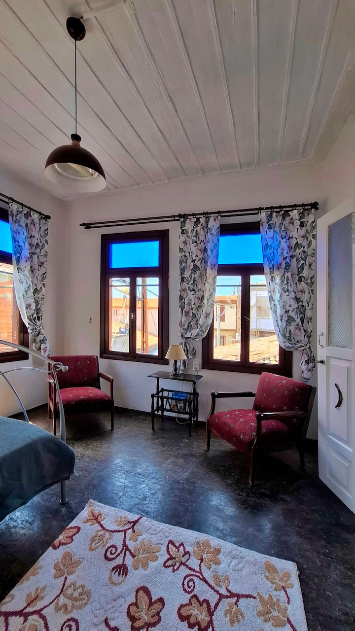Rum Evi 2.kat - Ayvalık