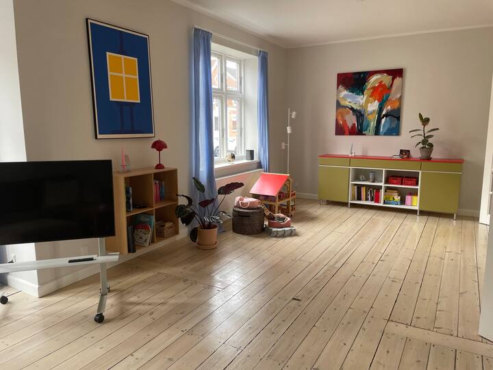 Byhus Med God Plads Til Børn - Odense