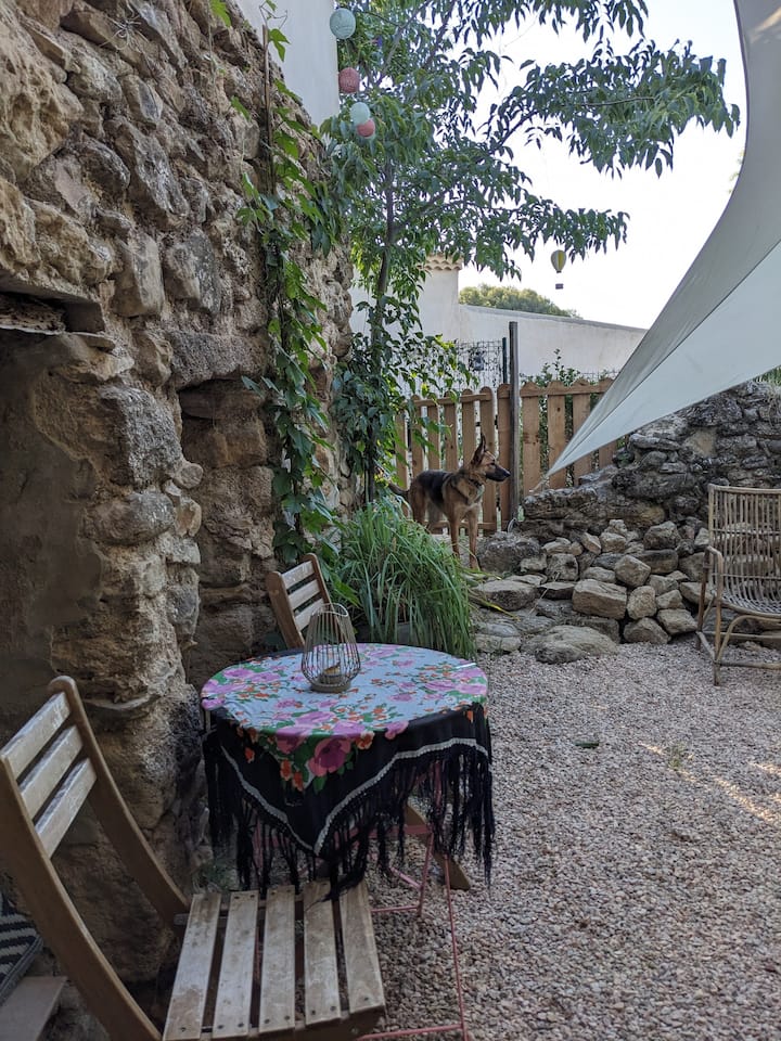 Chambre D'hôte Naturellement Fraîche Hors Du Temps - Pertuis