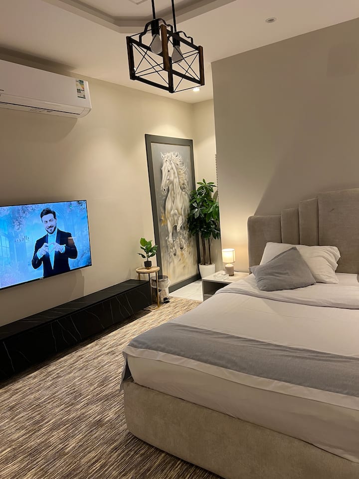 إستــديــو عصري بطابع فندقي 
(دخول ذاتي) - Jeddah