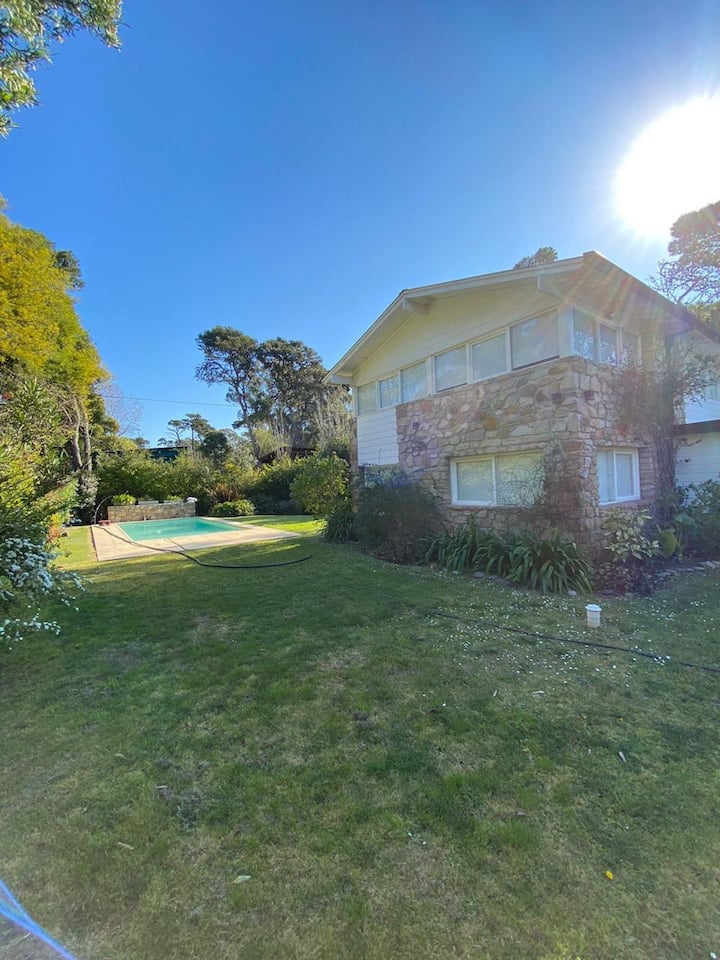 Casa En El Bosque - Mdq - Mar del Plata