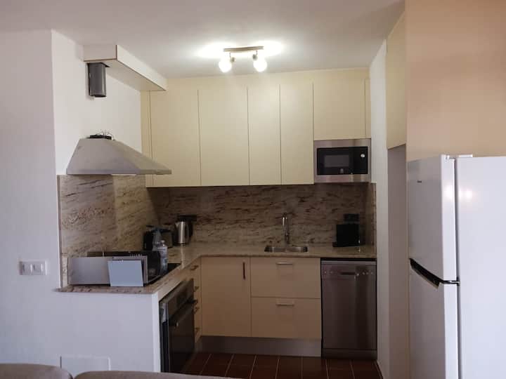 Práctico Y Cómodo Apartamento - Minorque