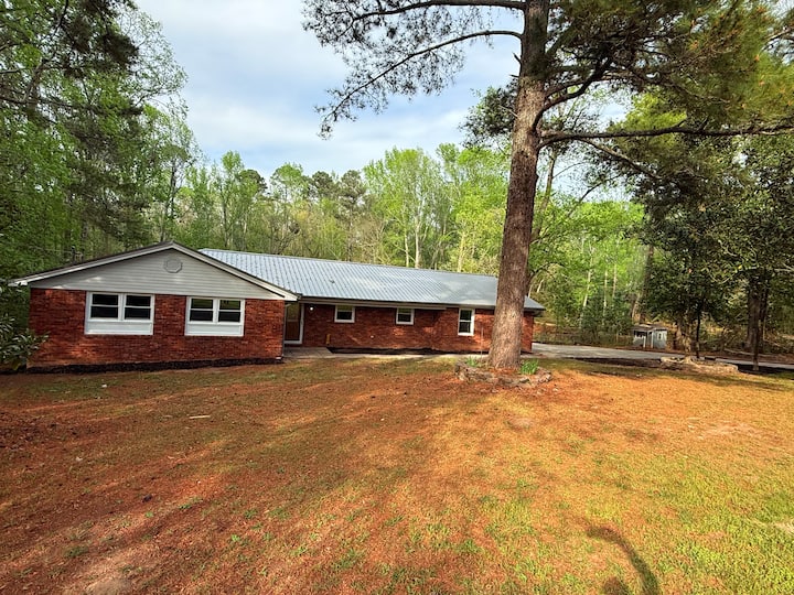 The Greenway Home - Augusta