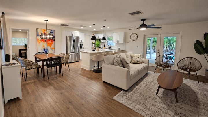 Family Pool Home Near Naples' Best Beaches | 4br - Naples, FL