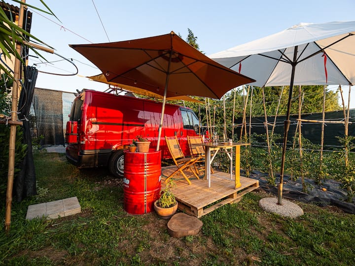 Porco Rosso In Countryside - Gardasee