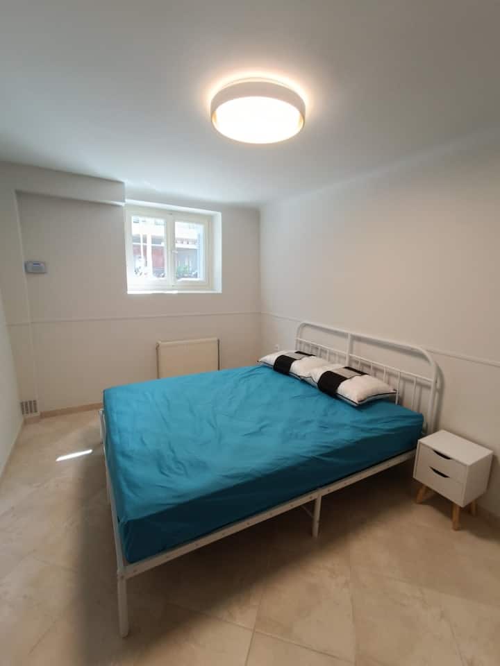 Cozy Budget Stay - Simple & Cosy - Athens