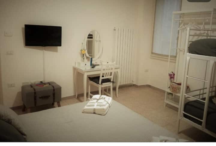 Camera Elisabetta. - Foligno