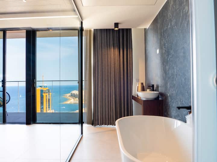 Stunning Seaview With Spa & Gym 25th Floor Mercury - Pembroke, Malta