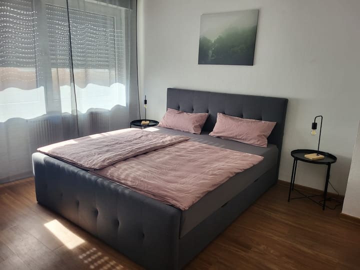 C&v: 4 Pp- 3 Zi.- Zentral+smart Tv+boxspringbett - Kaiserslautern