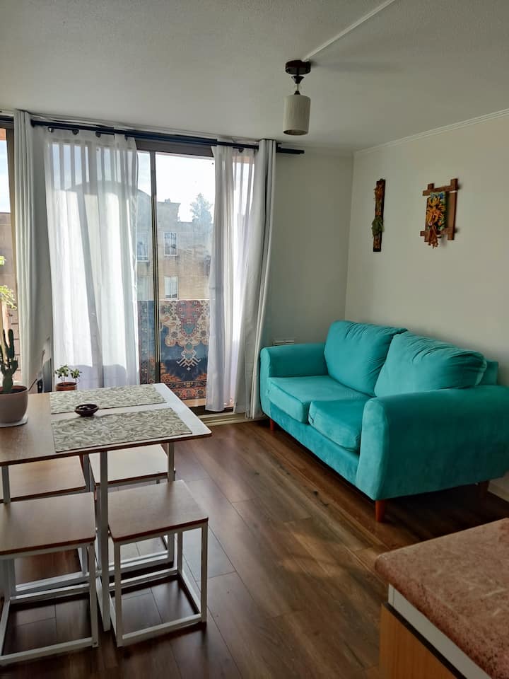 Depa. Central Y Acogedor. Con Estacionamiento. - San Pedro de la Paz