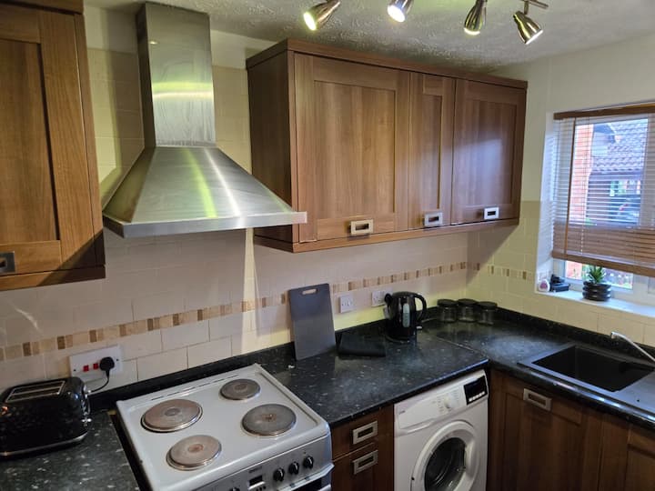 Modern 2br Stay – Free Parking - Milton Keynes
