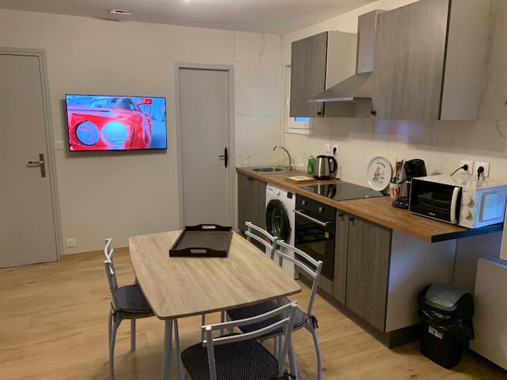 Appartement Dans Une Maison Au Calme - Bonneville