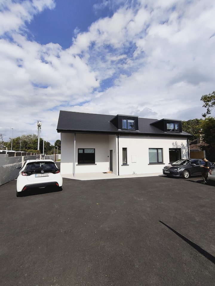 5 Br Home In Dublin - Bray