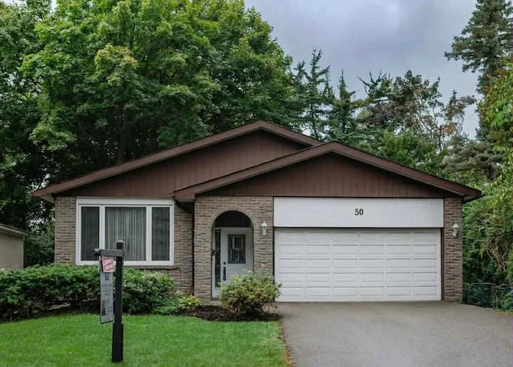 Unionville 4br Family Home - Markham