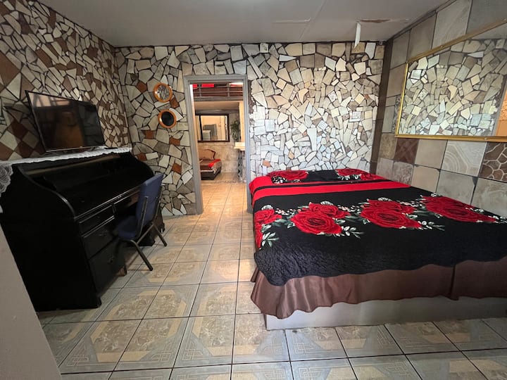 Rojo Ruby Estilo Estudio - Mexicali