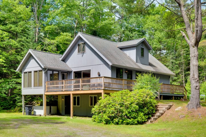 White Mountain Retreat! 3 Mi To Cannon Mountain - Franconia, NH