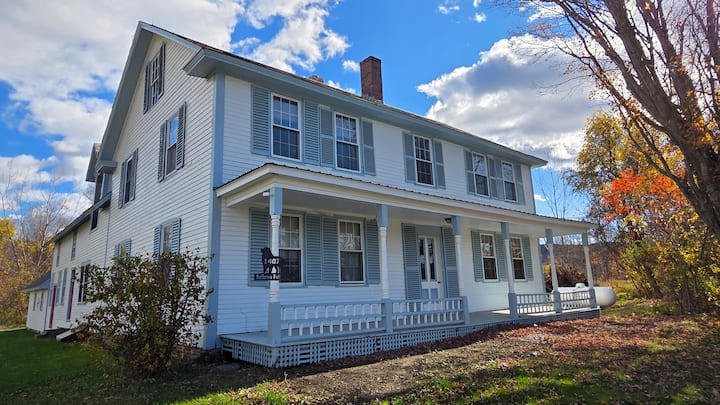 Riverview 1820 Farmhouse Double Master En Suite - Charlestown, NH
