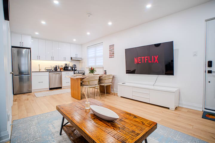 Renovated Apartment-king Bed-free Parking - Vaughan