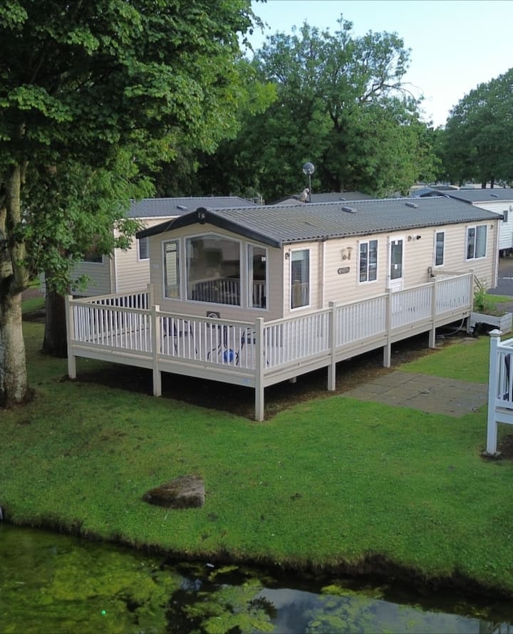 Triple S Haggerston Castle Hire - Lindisfarne Castle