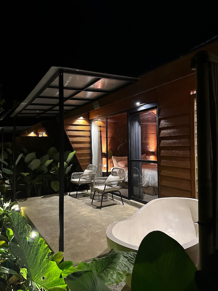 Cozy Cabin In Clove Forest •Bathtub & Starry Night - Munduk