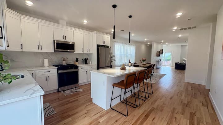 Comfortable Home Away From Home Easy Access Nyc - Belleville, NJ
