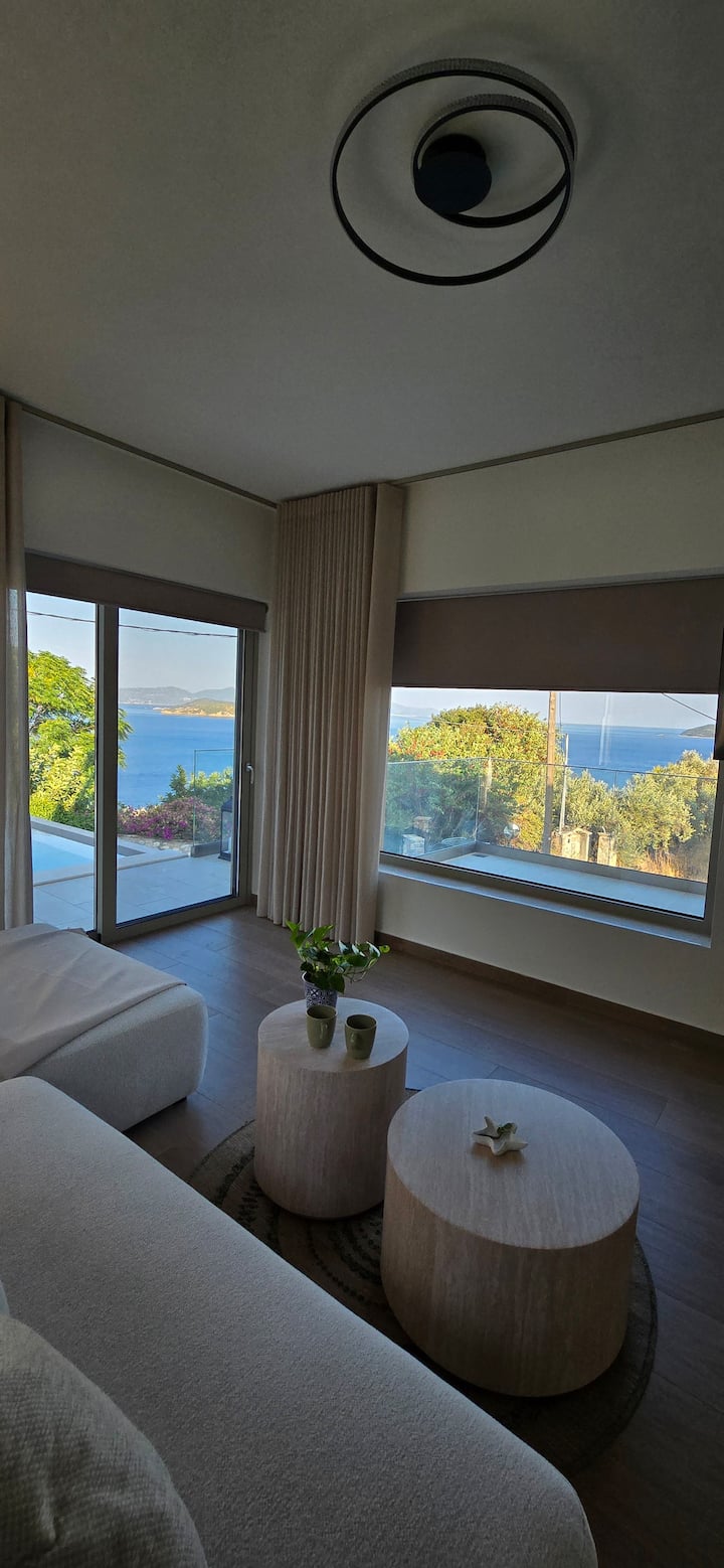 New, 2 Bedroom Villa With Pool! Beautiful Seaview - Skiathos