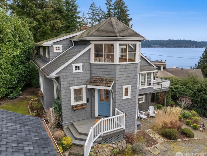 Lighthouse Lake Escape (1st Floor Only) - Bellevue, WA