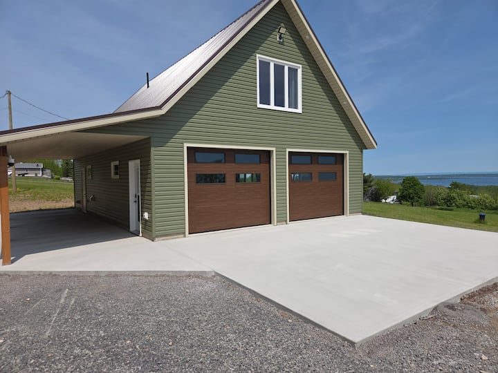Waterview Trailside Loft - Pictou