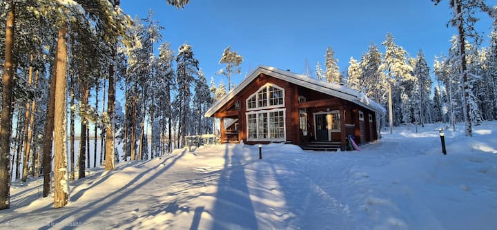 Premium Riverfront Villa: Aurora Views & Bbq Hut - Rovaniemi