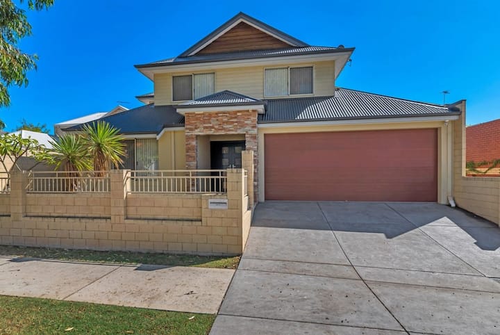 Harrison's Retreat Rockingham - Rockingham