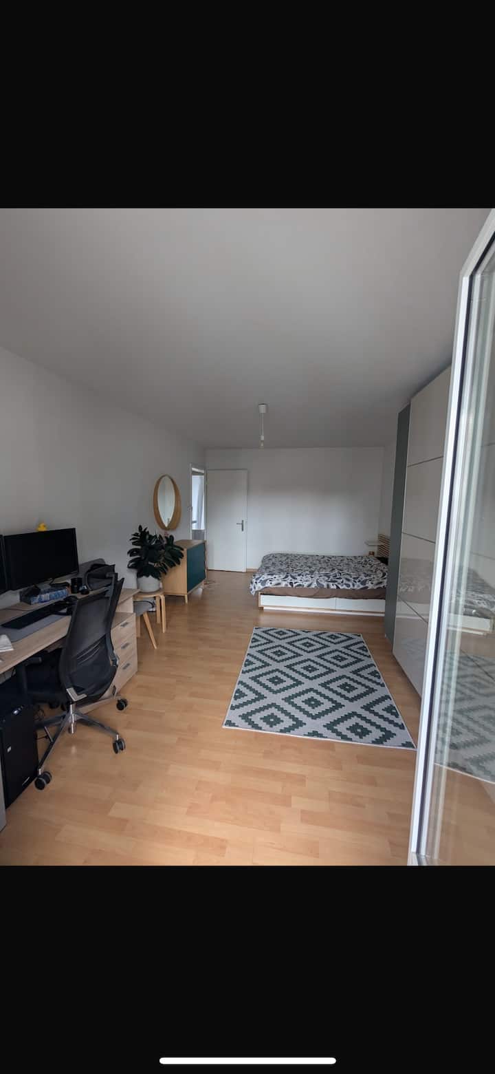 Superwell Located Flat In K3 - Zúrich