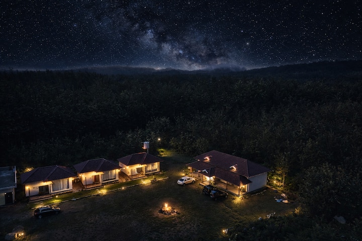 Kavalubare Retreat Cottages By Dazzle Destinations - Belur