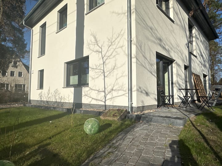 Charmantes 23 M² Apartment In Ruhiger Siedlung - Falkensee