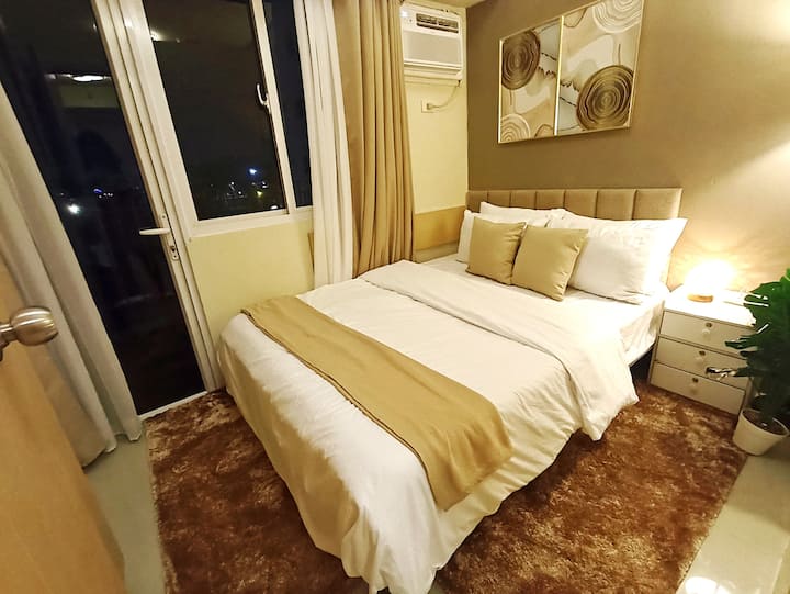 Lovers’ Cozy & Romantic Stay Near Mall & Airport - Parañaque