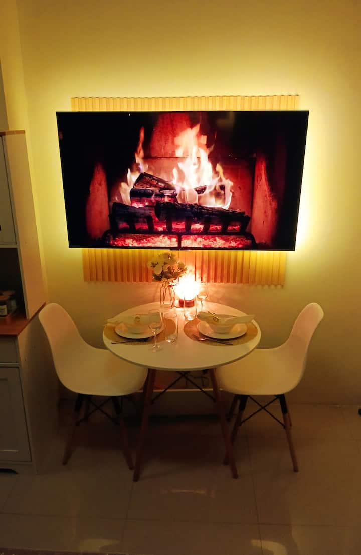 Lovers' Nook W/ Netflix •Across Mall •Near Airport - Parañaque