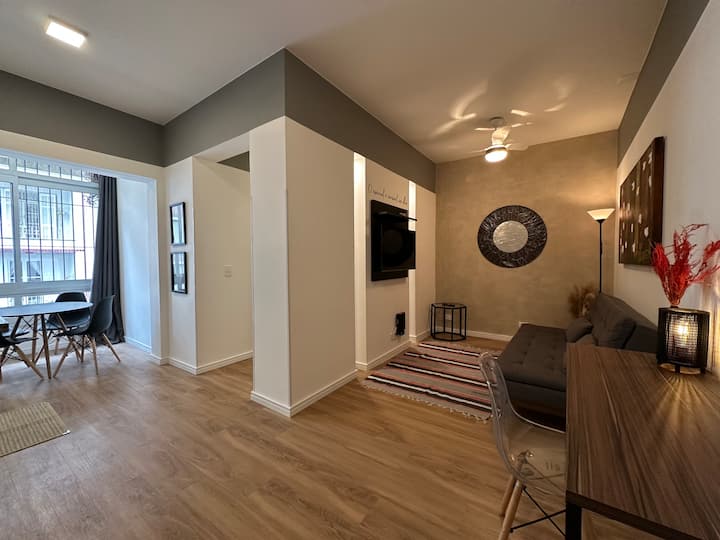 Apto. Design 12 | Ar C. Wi-fi, 200m Do Metrô - Liberdade