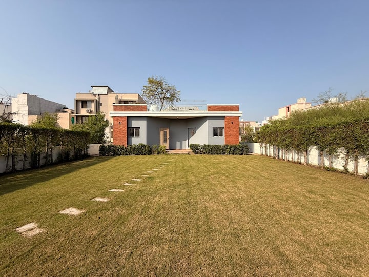 Amrit Villa - Ahmedabad